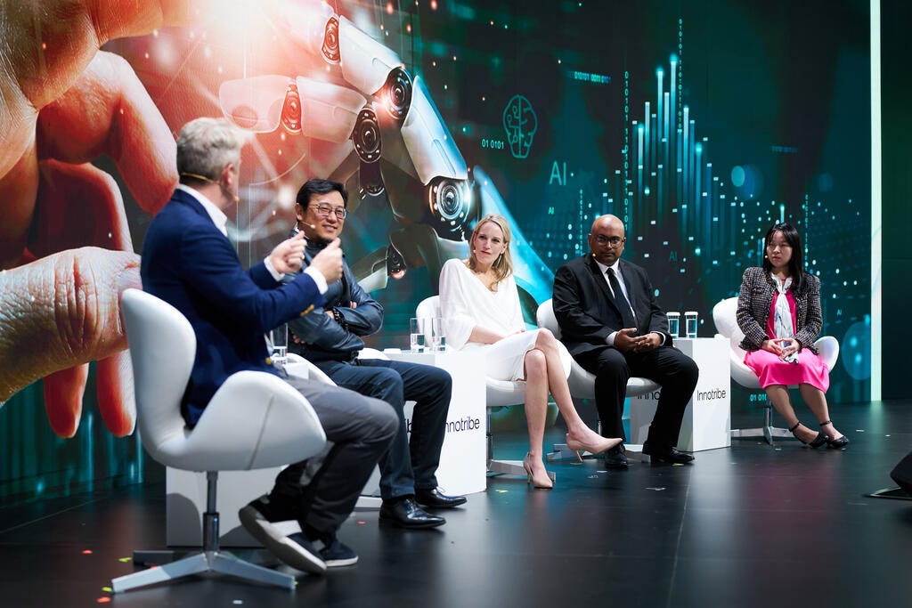 AI at Sibos 2025: From theory to transformation | Sibos